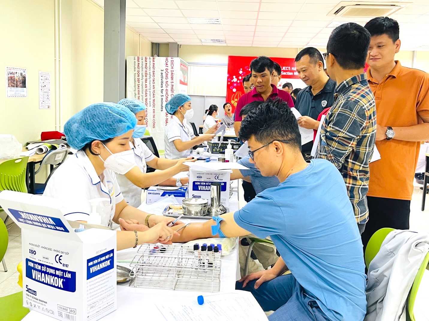 Liên danh Hyundai E & C- GHELLA-TC nỗ lực chăm sóc sức khỏe người lao động